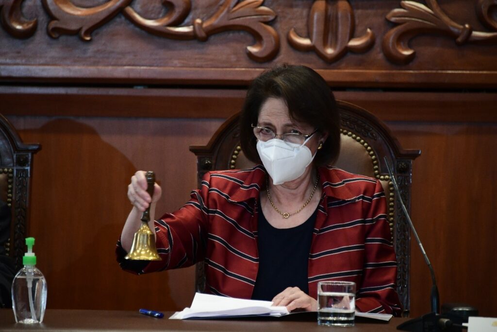 SEÑORA ROSA EGNEM SALDÍAS DEJA LA PRESIDENCIA DEL TRIBUNAL CALIFICADOR ...